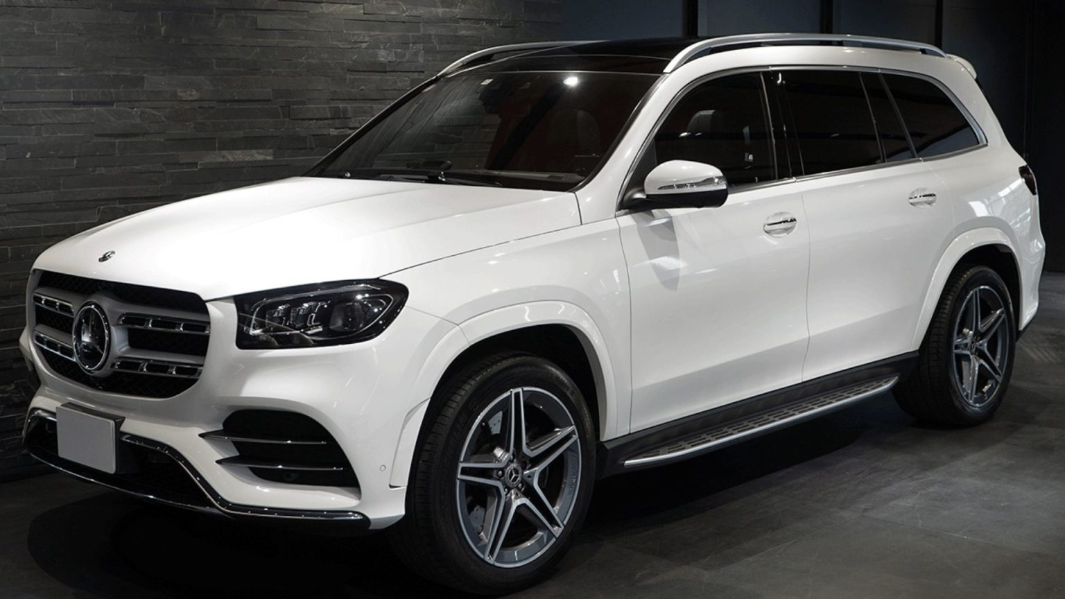 GLSは大きすぎる？GLSの魅力や特徴などを紹介！ | トップランク・マガジン｜納得が導く、最高の選択を